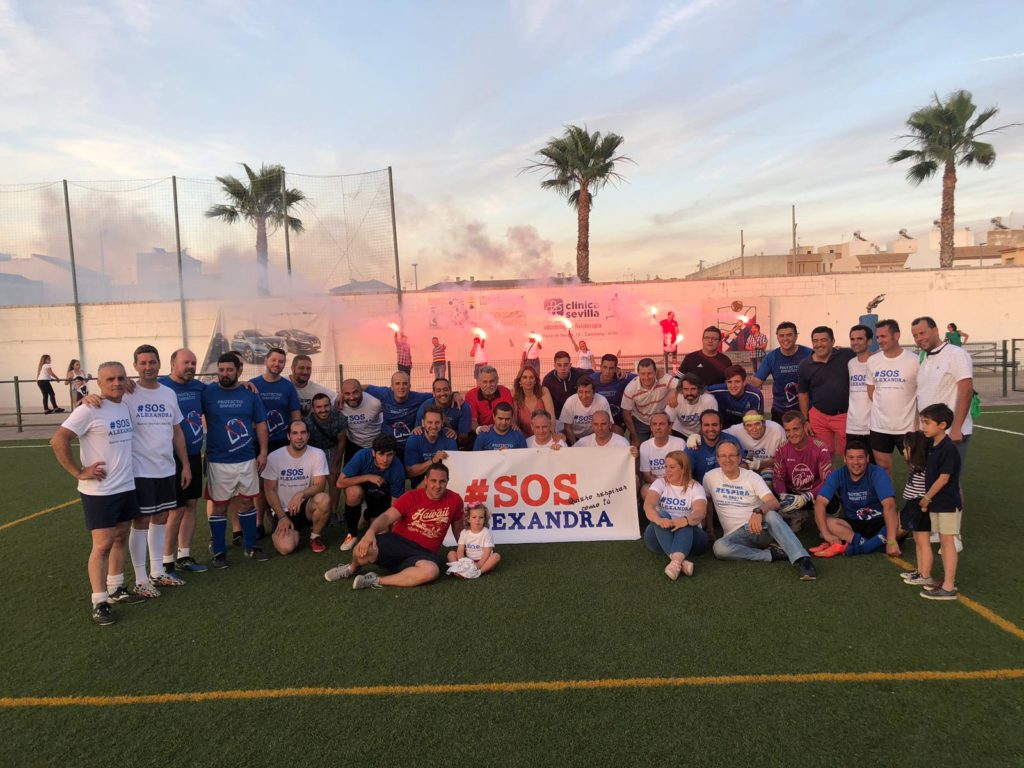 Partido de Fútbol Benéfico en Cantillana (Sevilla) para la FCHP